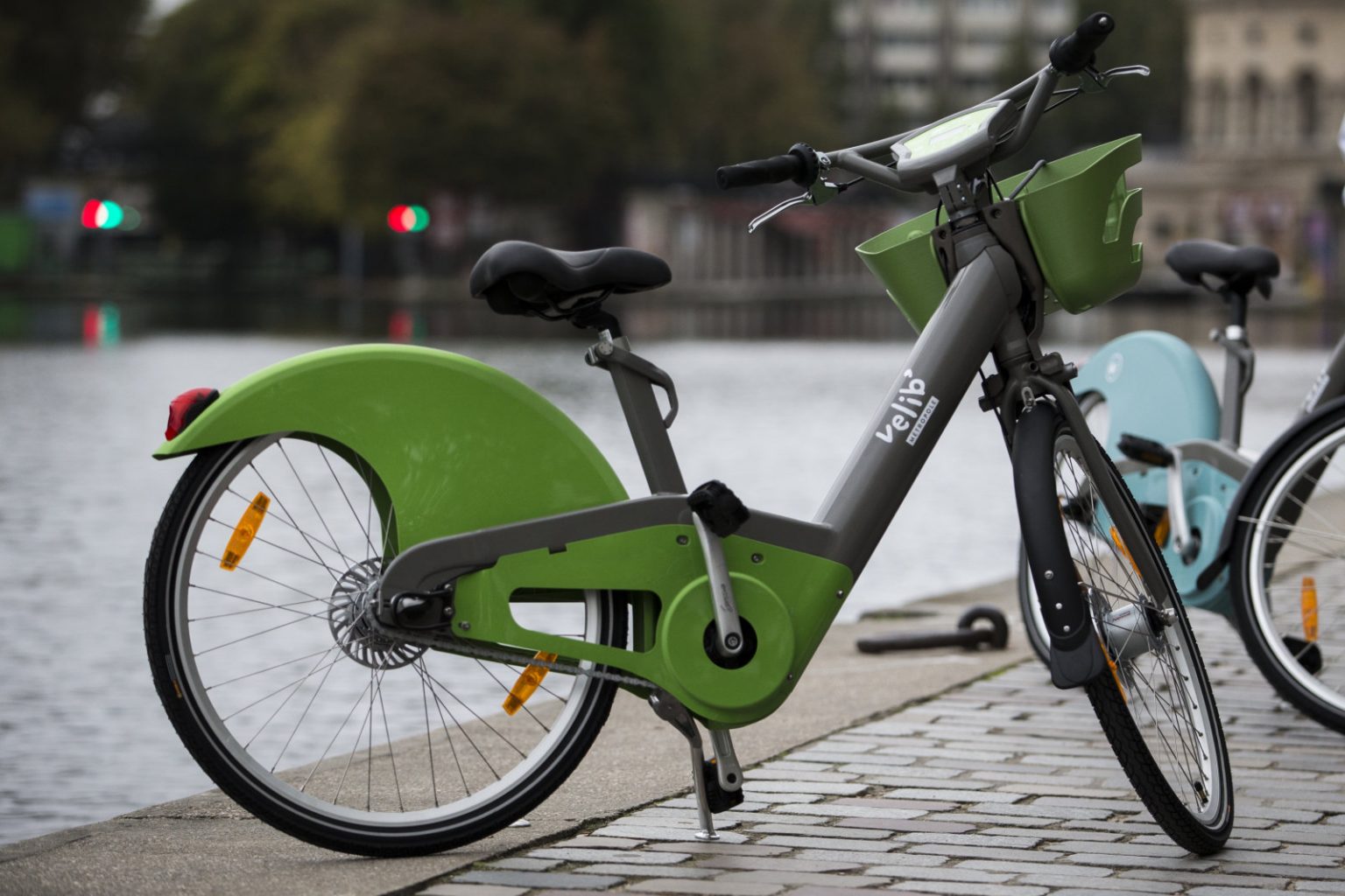 Paris vai lançar maior frota de bicicletas elétricas do mundo, com até ...